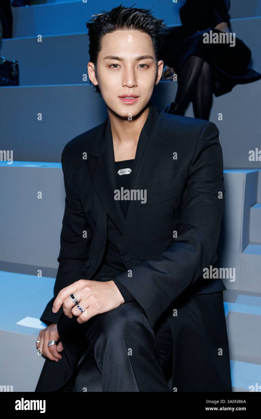Paris, Frankreich. 04th Mar, 2025. Mingyu attends CHRISTIAN DIOR Autumn-Winter 2025 runway ...