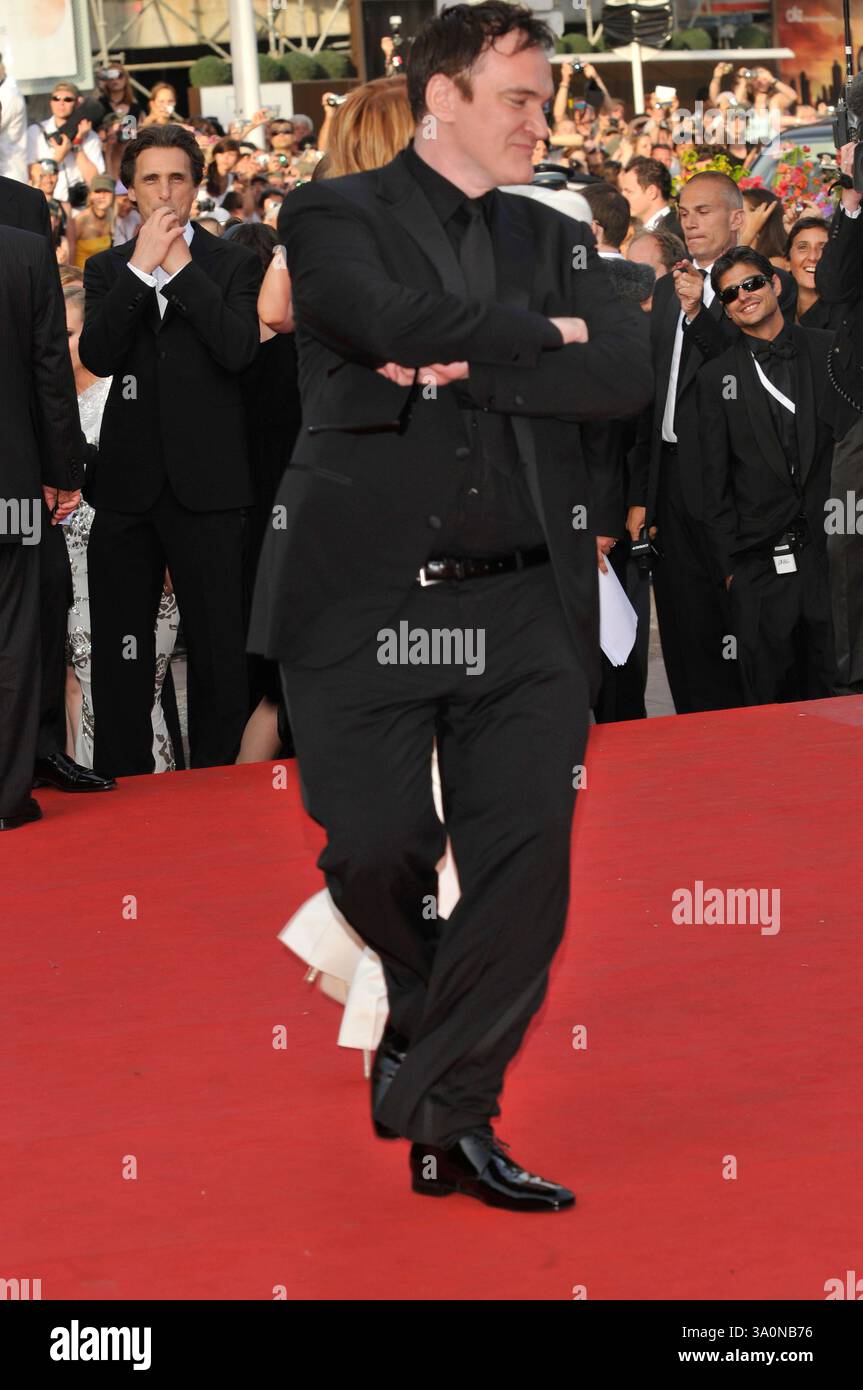 QUENTIN TARANTINO.The premiere of "Inglorious Basterds" at the Grand ...