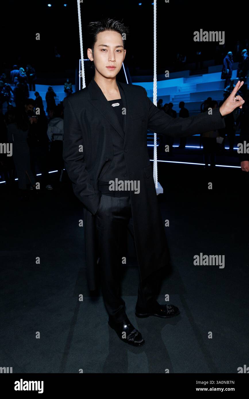 Paris, Frankreich. 04th Mar, 2025. Mingyu attends CHRISTIAN DIOR Autumn ...