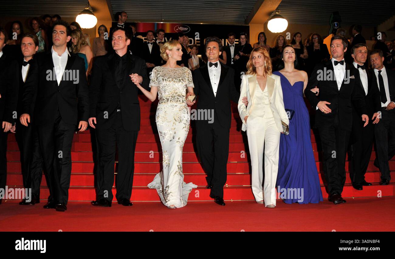 QUENTIN TARANTINO, DIANE KRUGER, LARWRENCE BENDER, MELANIE LAURENT ...