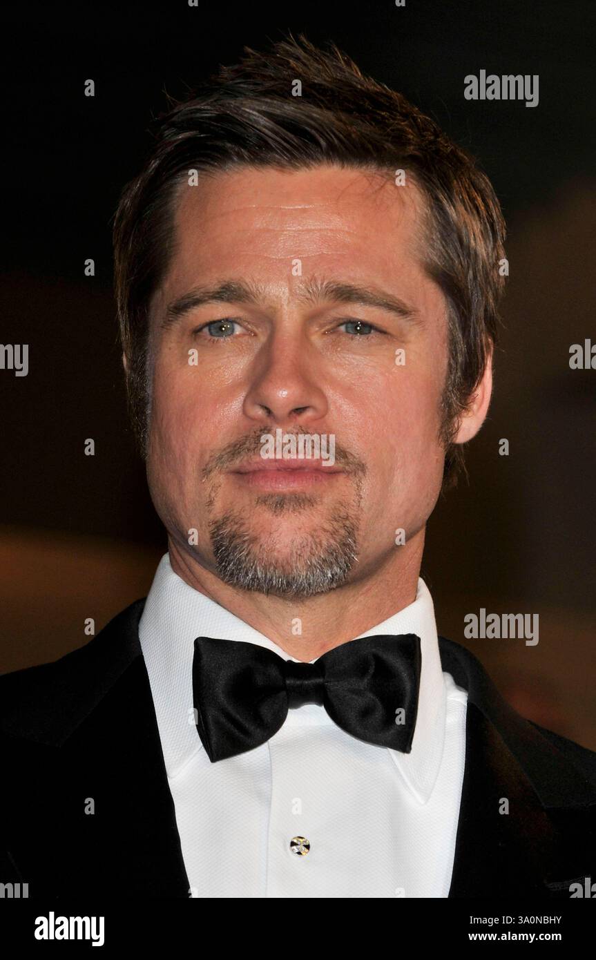 BRAD PITT .Leaving the premiere of "Inglorious Basterds" at the Grand ...