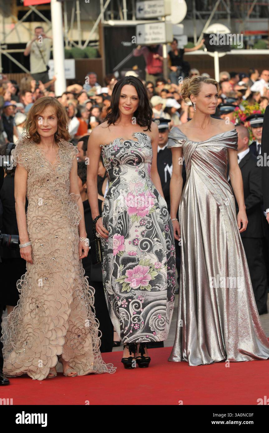 ISABELLE HUPPERT, ASIA ARGENTO & ROBIN WRIGHT PENN."Up" premiere at the ...