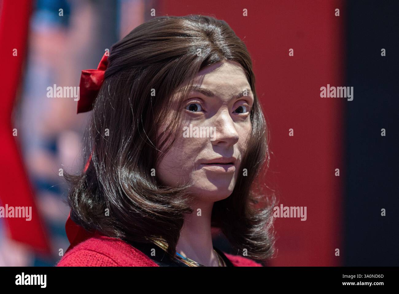 Barcelona, Barcelona, Spain. 4th Mar, 2025. Amira, the humanoid robot ...