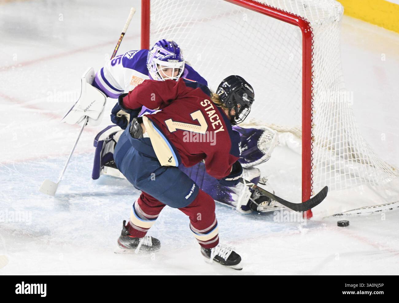 Laval, Canada. 04th Mar, 2025. Montreal Victoire's Laura Stacey (7 ...