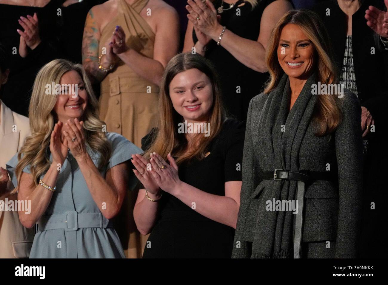 First lady Melania Trump arrives before President Donald Trump ...