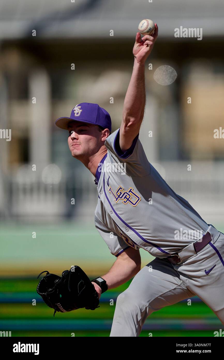 LSU Tigers pitcher Kade Anderson (32) during an NCAA baseball game ...