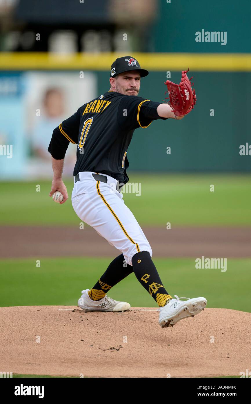 Pittsburgh Pirates pitcher Andrew Heaney (0) during an MLB Spring ...