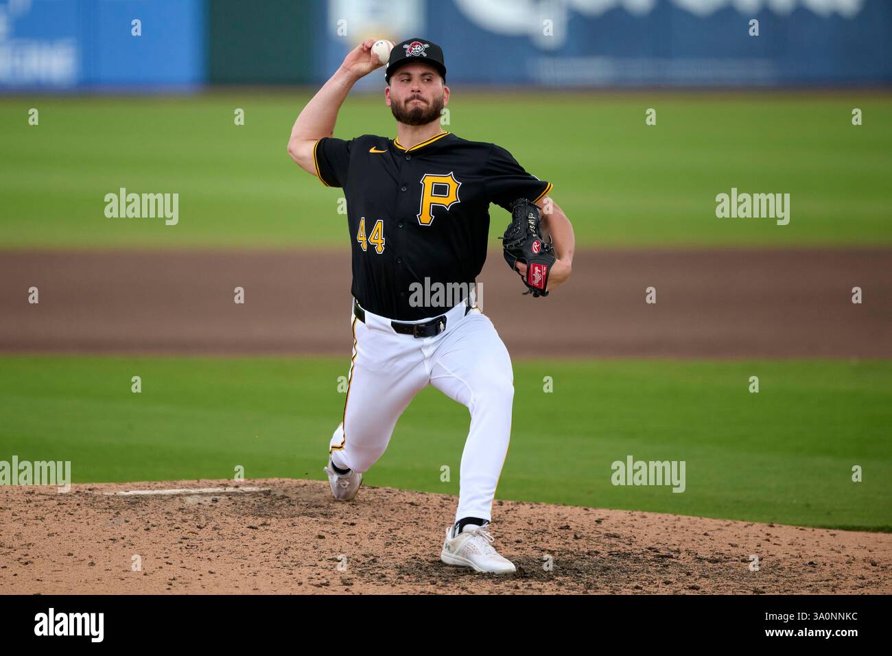 Pittsburgh Pirates pitcher Peter Strzelecki (44) during an MLB Spring ...