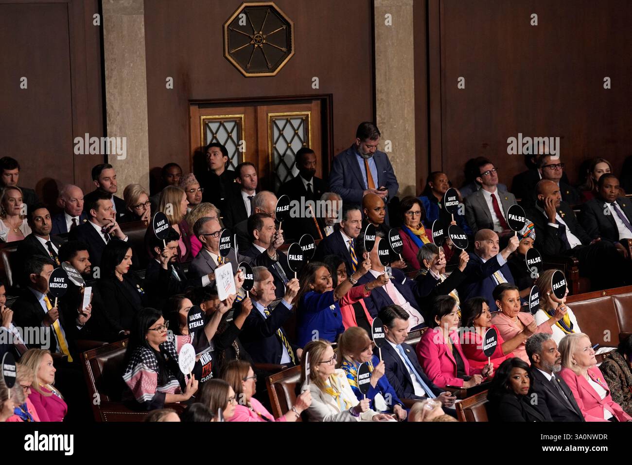 Washington, United States. 04th Mar, 2025. Democratic representatives ...