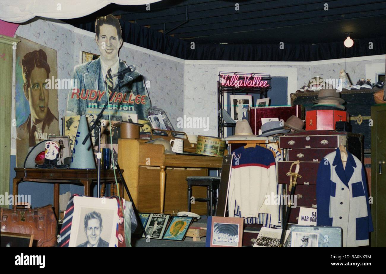 Los Angeles, CA, USA, approx. 1986. Various items belonging to Rudy ...