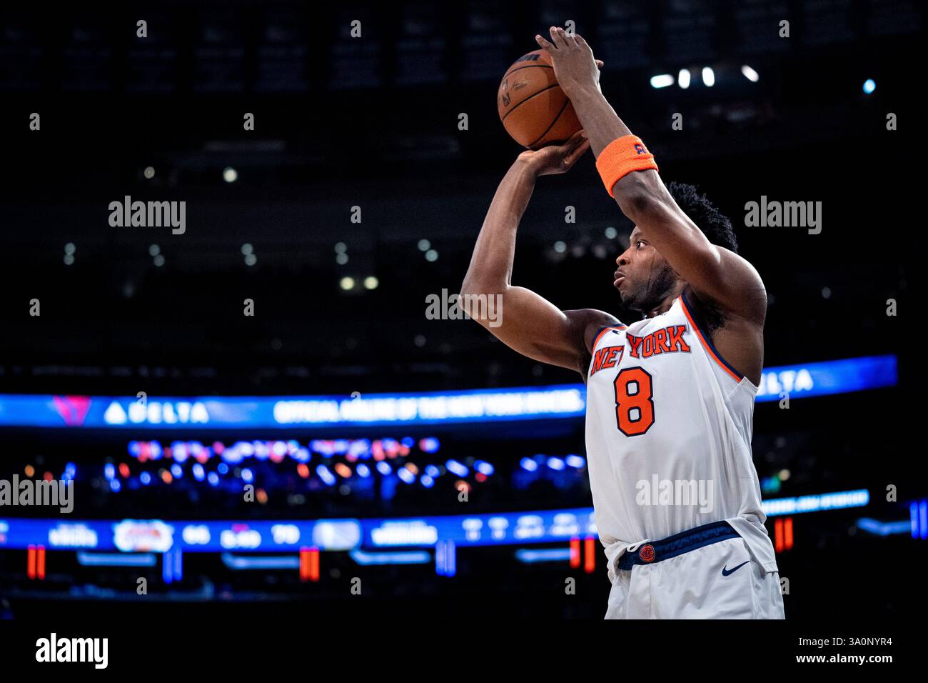New York Knicks forward OG Anunoby shoots the ball during the third ...