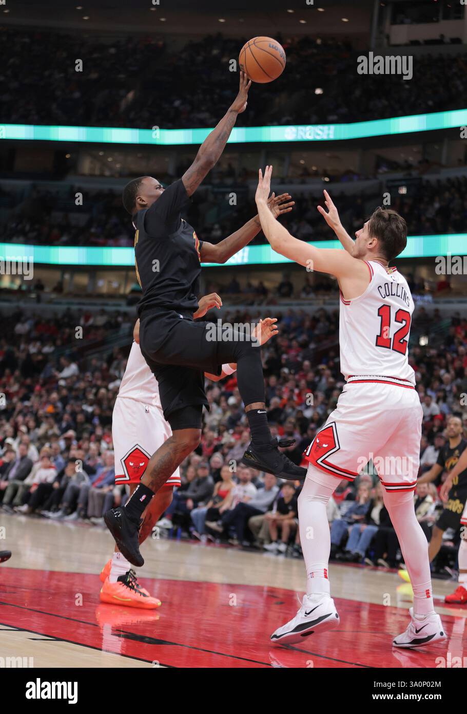 CHICAGO, IL - MARCH 4: Javonte Green #8 of the Cleveland Cavaliers ...