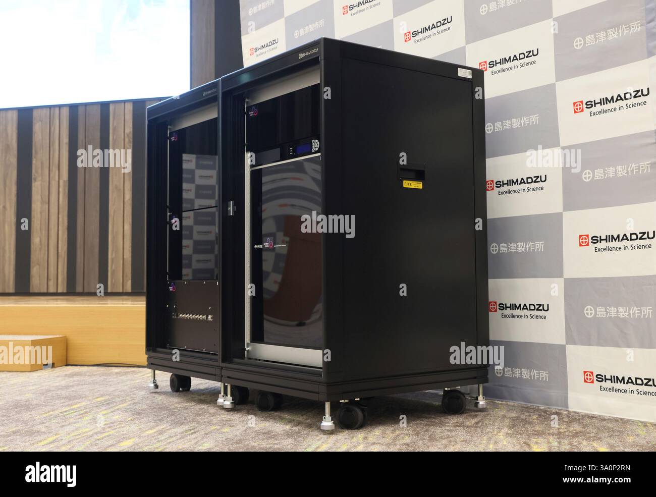 The optical lattice clock "Aether clock OC 020" in unveiled at Shimadzu ...