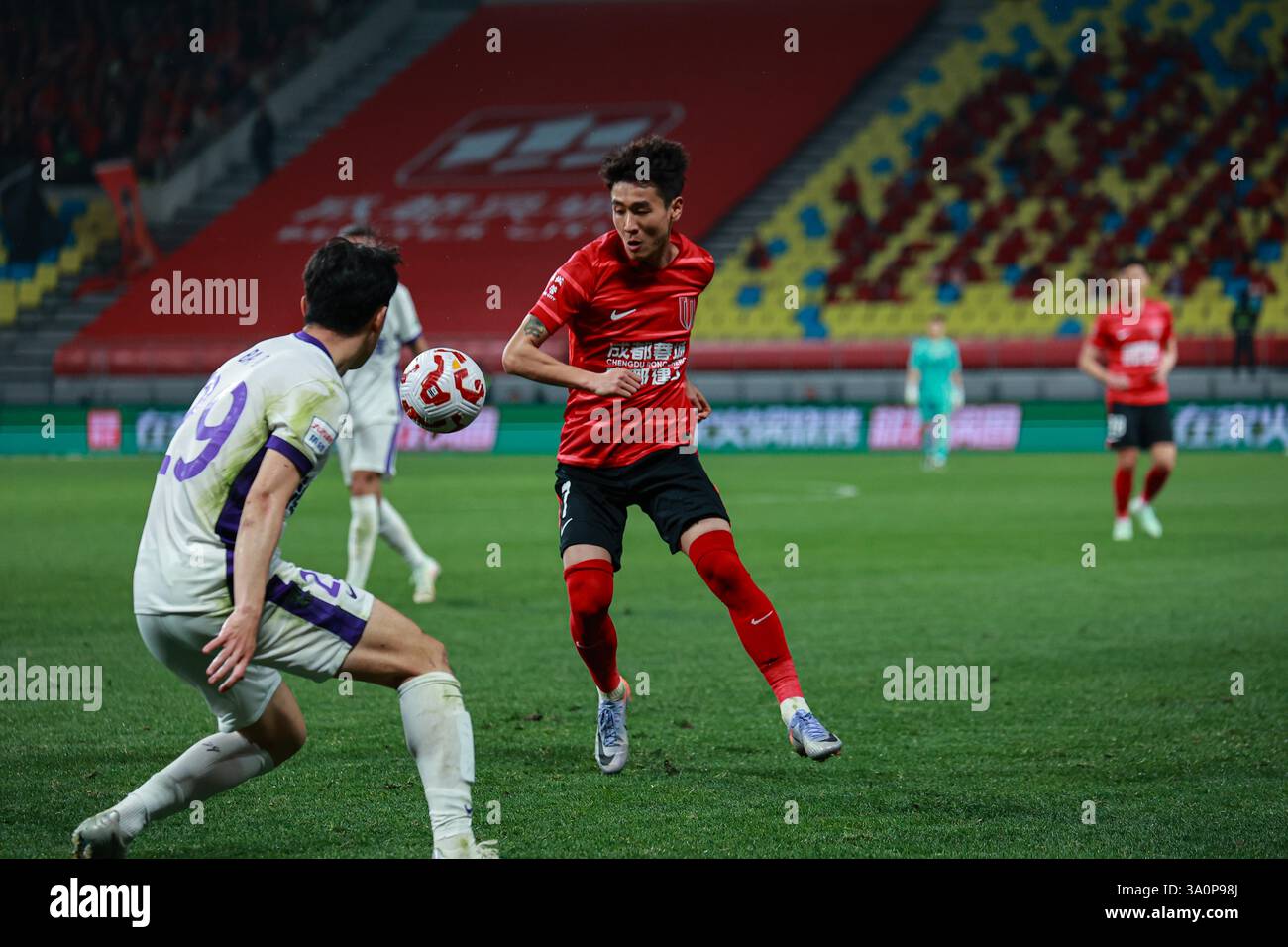 Tianjin Jinmen Tiger Football Club defeated Chengdu Rongcheng Football ...