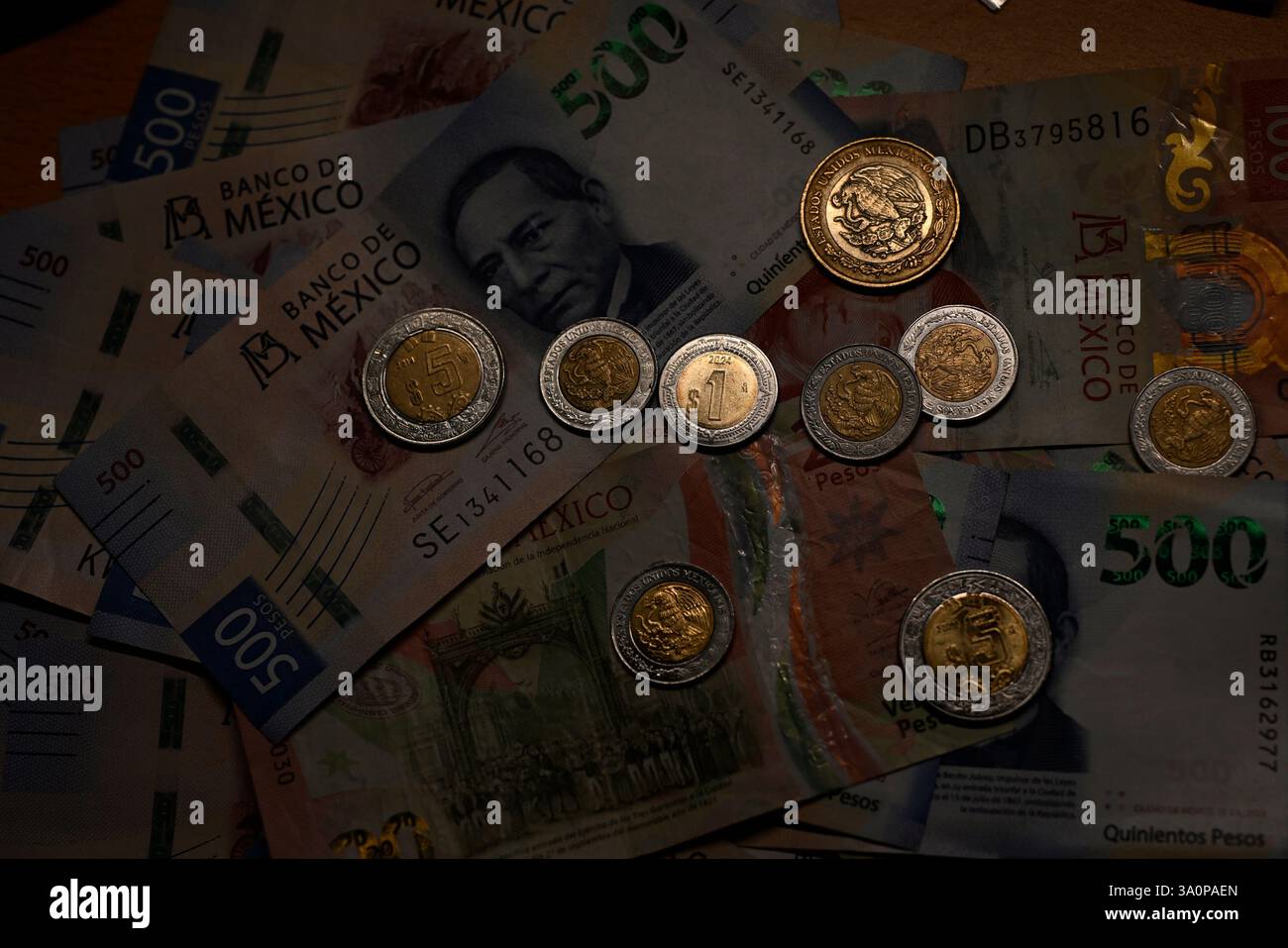 Mexican peso 2025 hi-res stock photography and images - Alamy