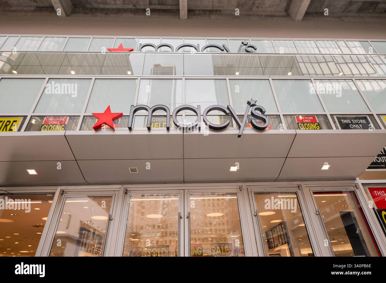 Los Angeles, California, USA. 1st Mar, 2025. Macy's Inc. confirmed the ...