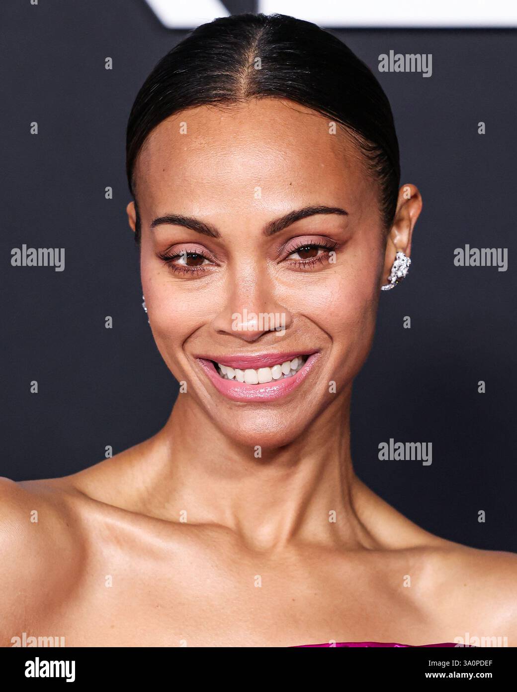 (FILE) Zoe Saldana wins Oscar for Best Actress In A Supporting Role for ...