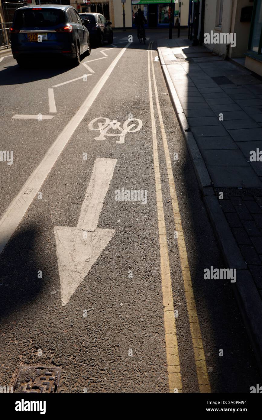 Cycle lane markings painted on Henrietta Street, Cheltenham ...