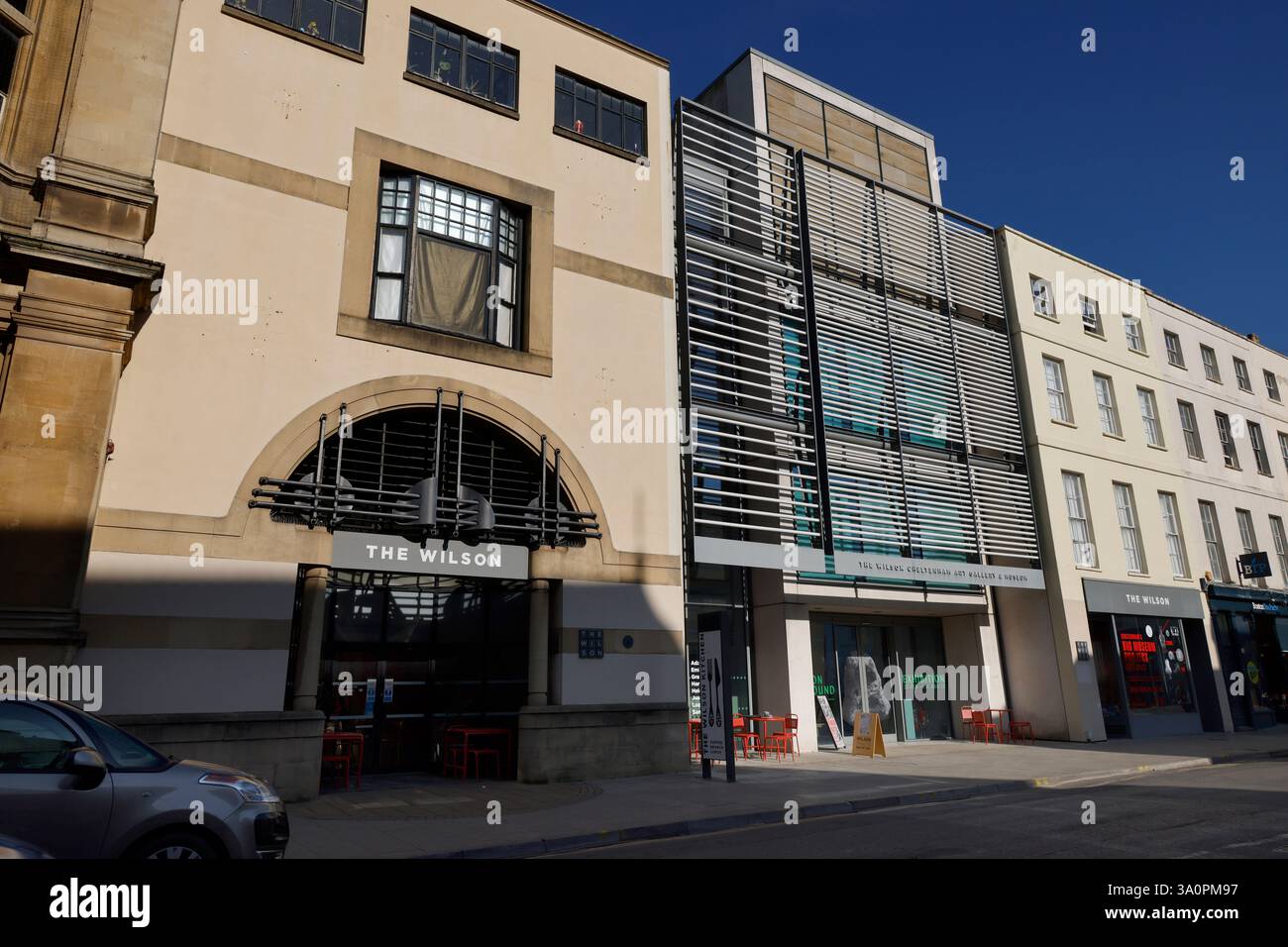 The Wilson Art Gallery and Museum, Clarence St, Cheltenham ...