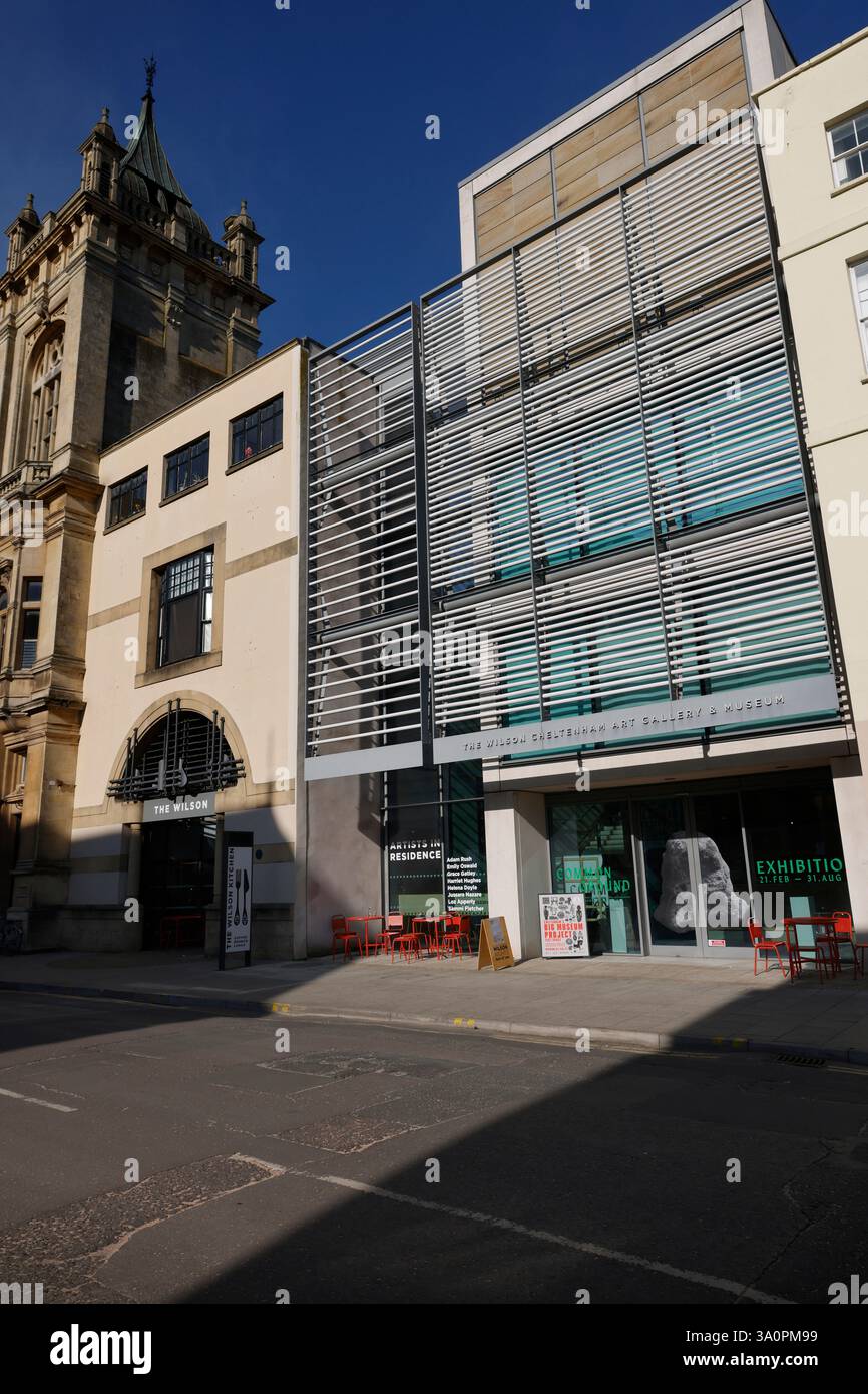 The Wilson Art Gallery and Museum, Clarence St, Cheltenham ...