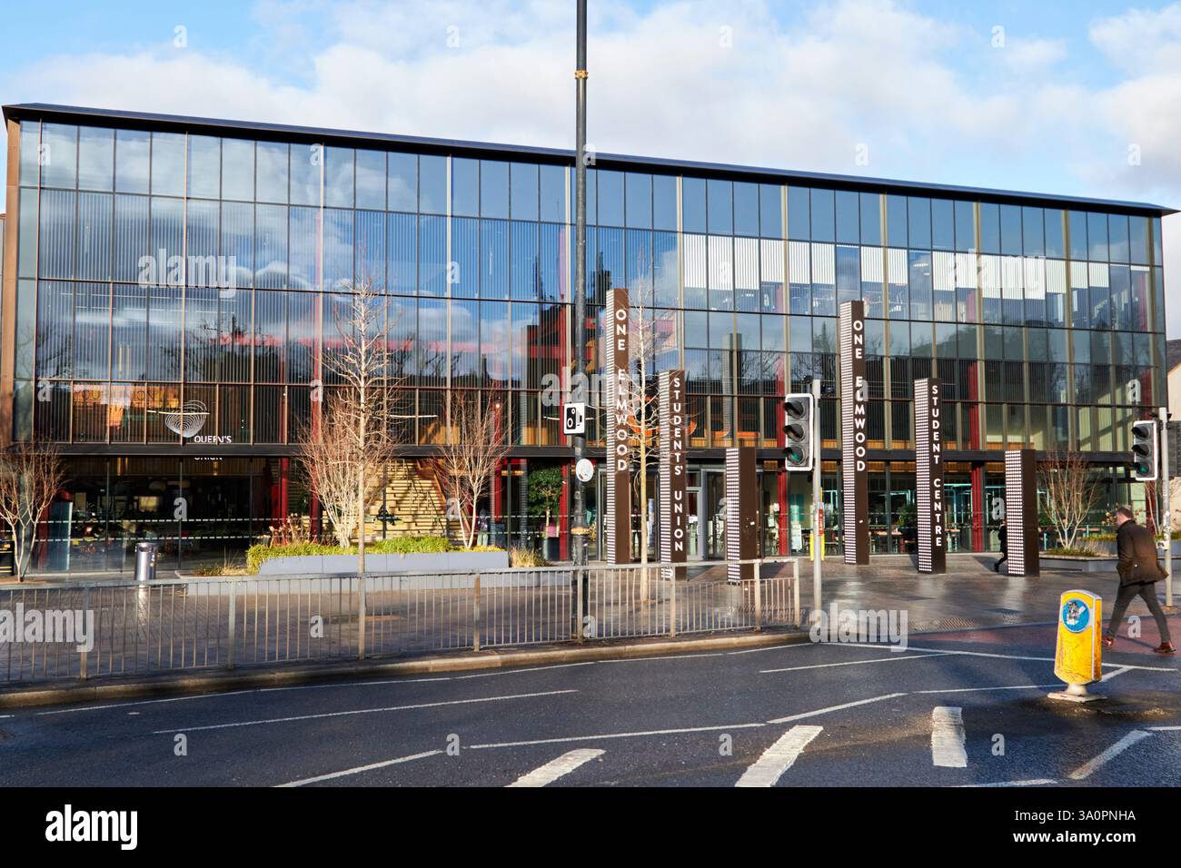one elmwood queens university belfast student union building belfast northern ireland uk Stock ...