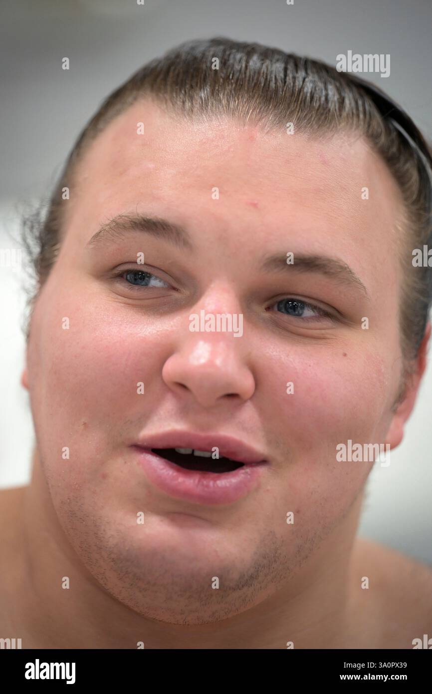 Ukrainian sumo wrestler Aonishiki talks about his enthusiasm in an ...