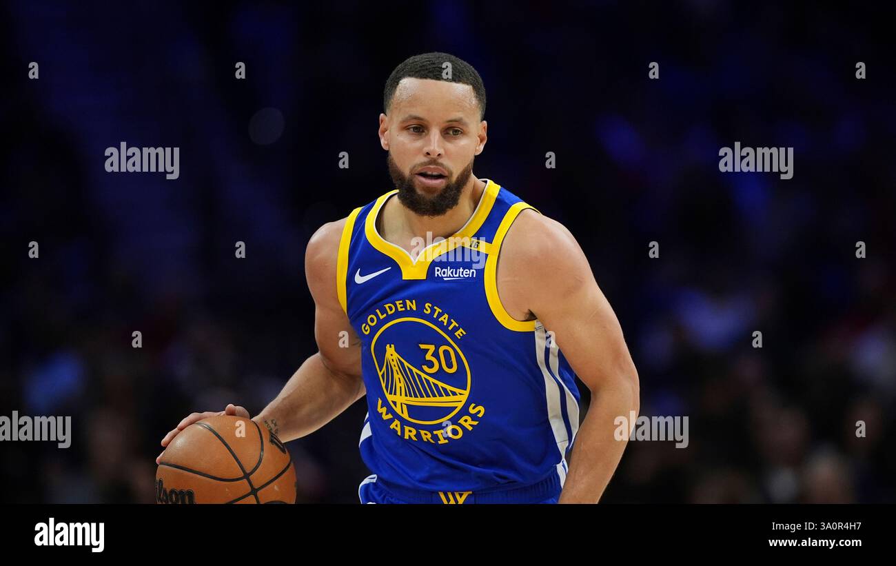 Golden State Warriors' Stephen Curry plays during an NBA basketball ...