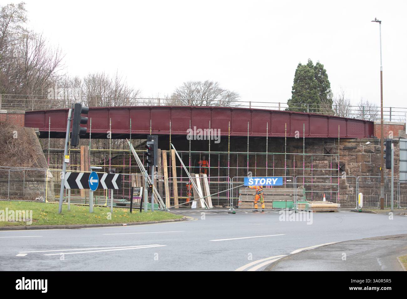 Cameron toll roundabout hi-res stock photography and images - Alamy