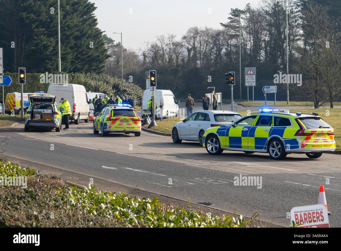 Bridgend, UK. 05th Mar, 2025. Road Traffic Incident on an A473 Roundabout in Bridgend, Wales on ...