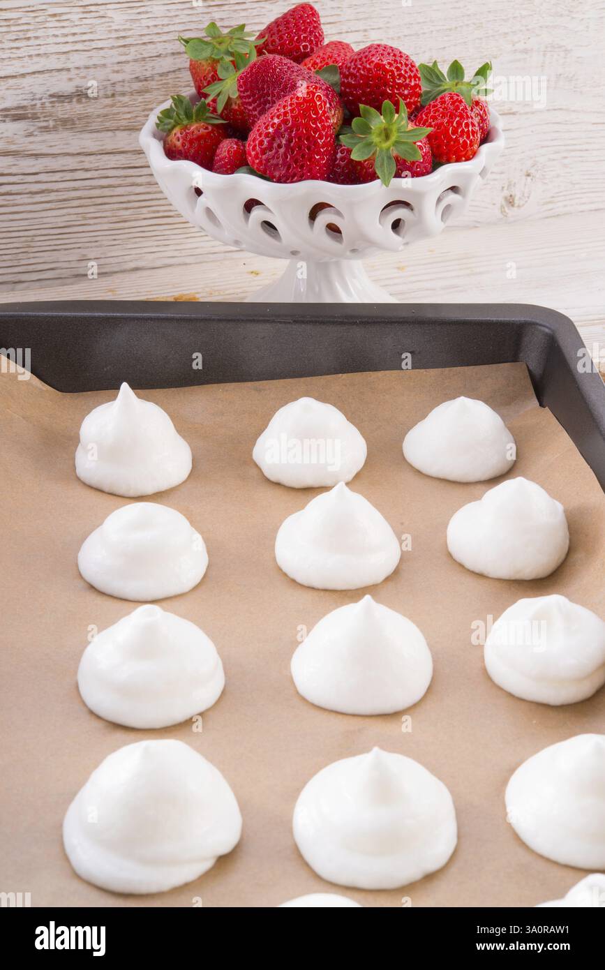 Meringue based dessert hi-res stock photography and images - Alamy