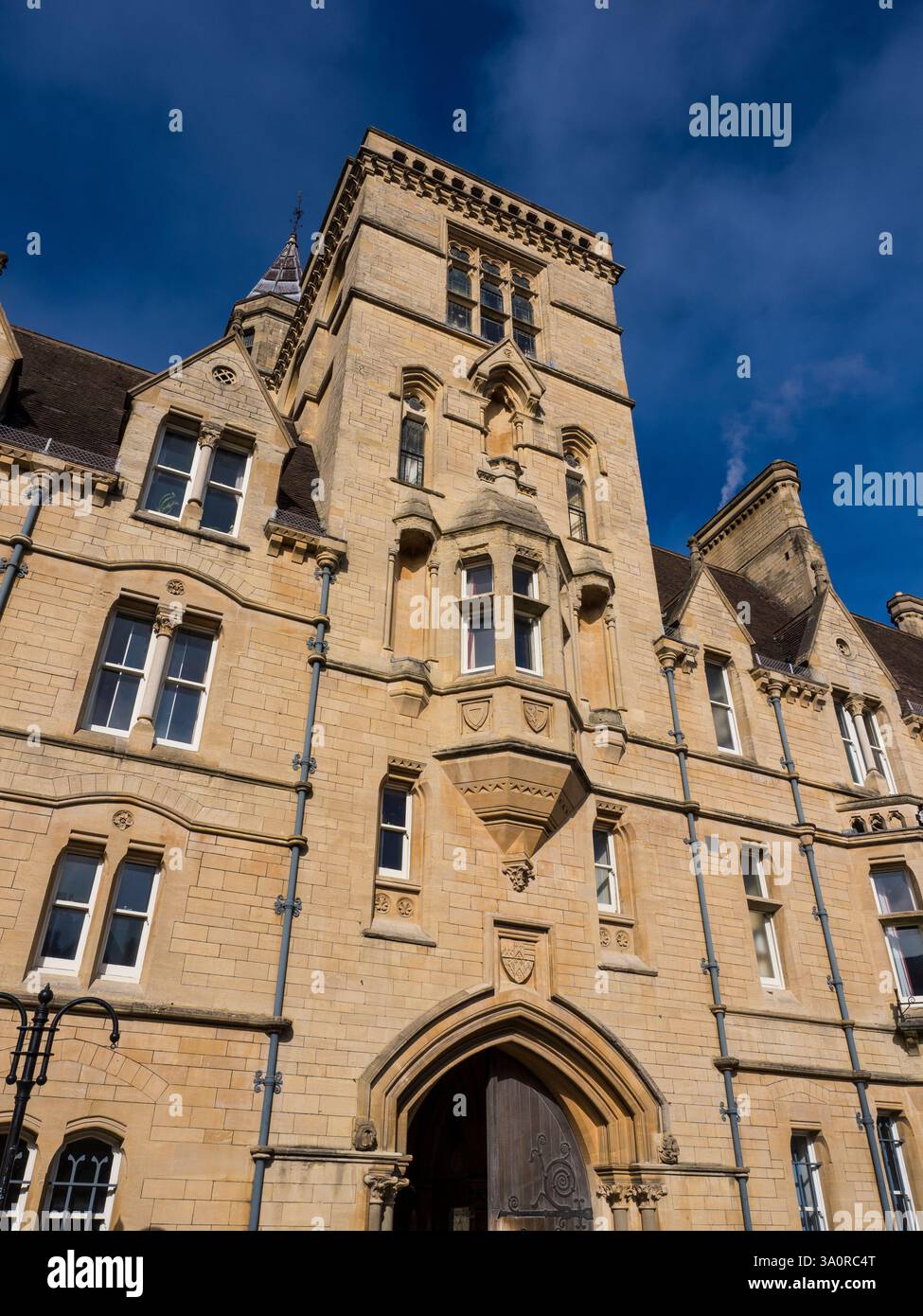 Entrance Gate Tower, Balliol College, University of Oxford, Oxford ...