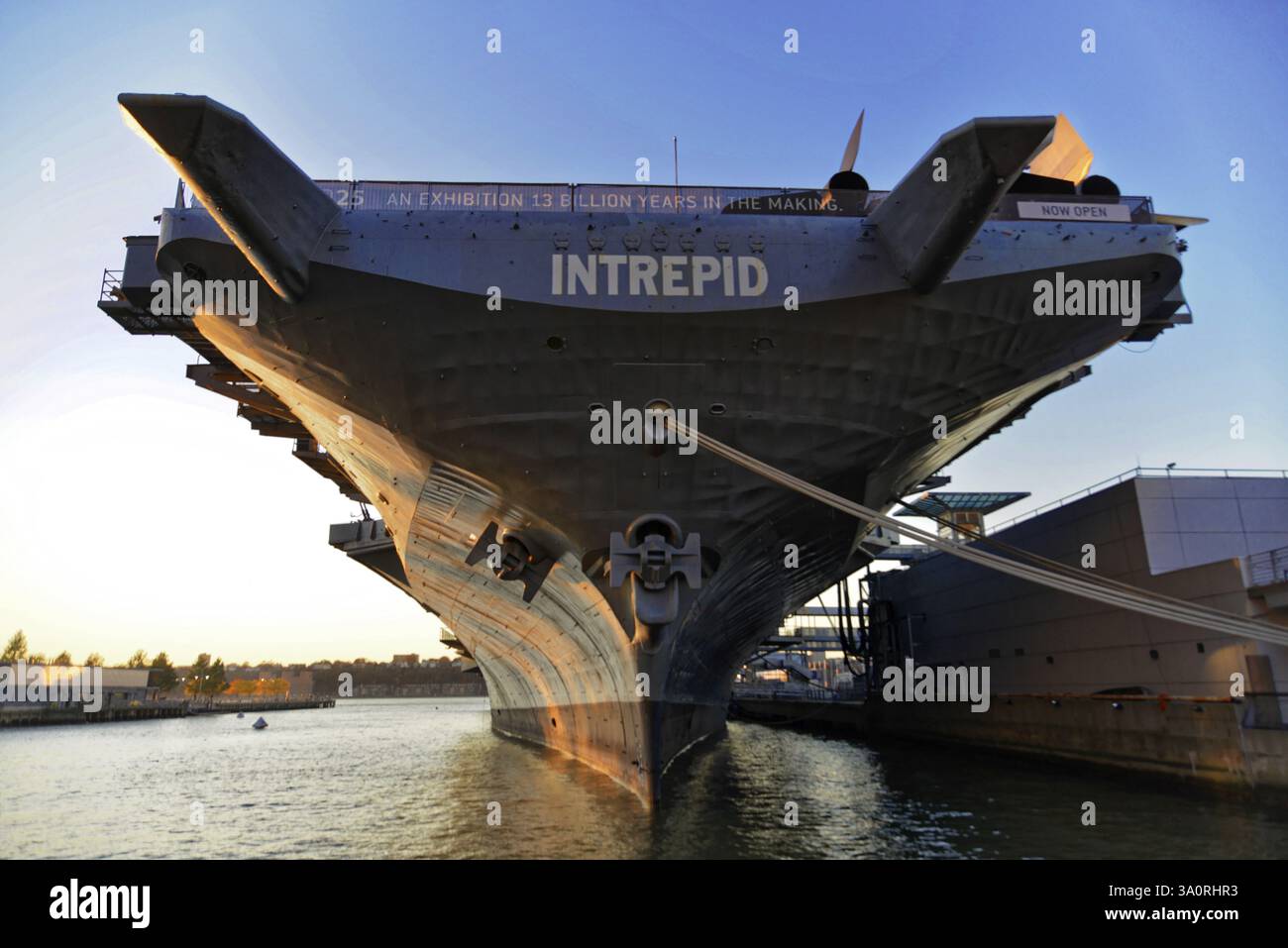 Aircraft carrier USS Intrepid, Sea-Air-Space Museum, Pier 86, Hudson ...