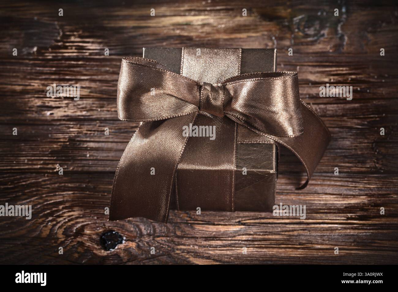 Packed present box container hi-res stock photography and images - Alamy