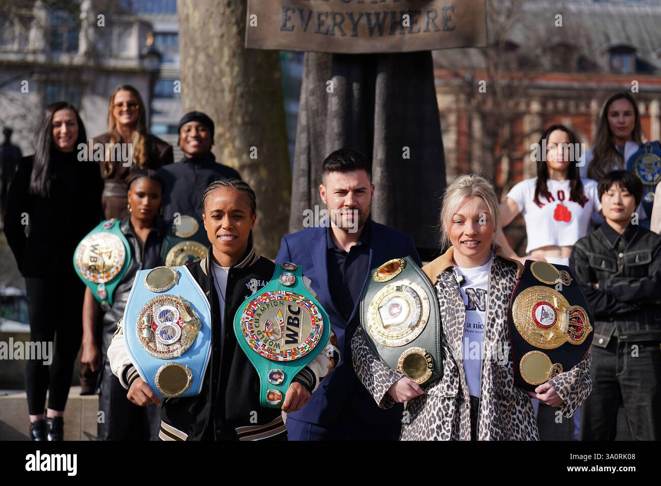 Promoter Ben Shalom poses with Lauren Price and Natasha Jonas (left ...