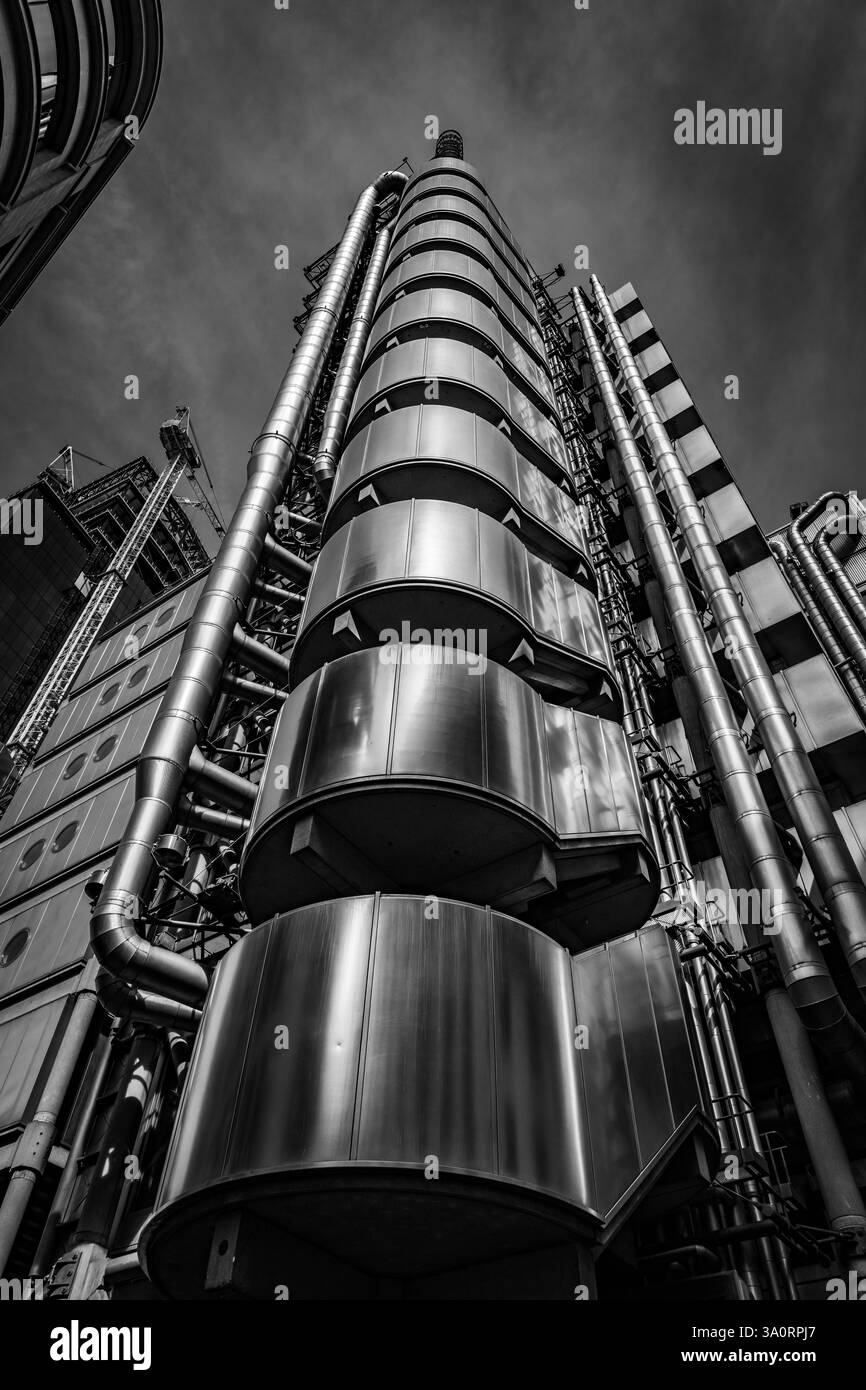 Lloyds building external stairwell Stock Photo - Alamy