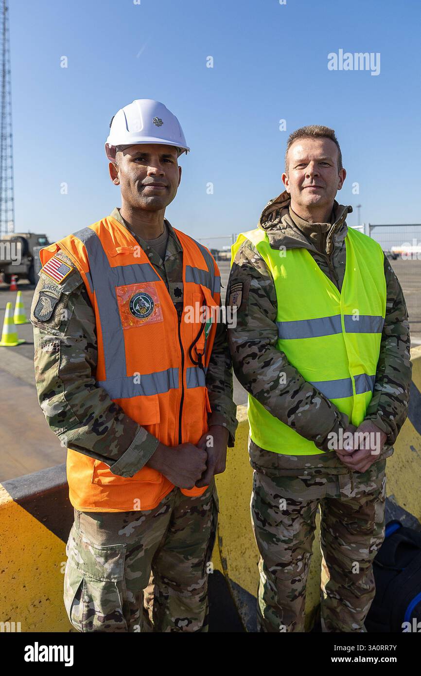 Lieutenant Colonel US Army Battalion Commander James Acevedo and ...