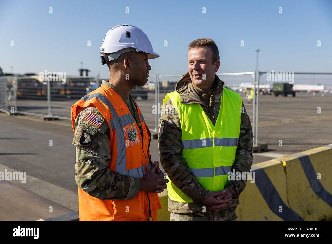 Lieutenant Colonel US Army Battalion Commander James Acevedo and ...