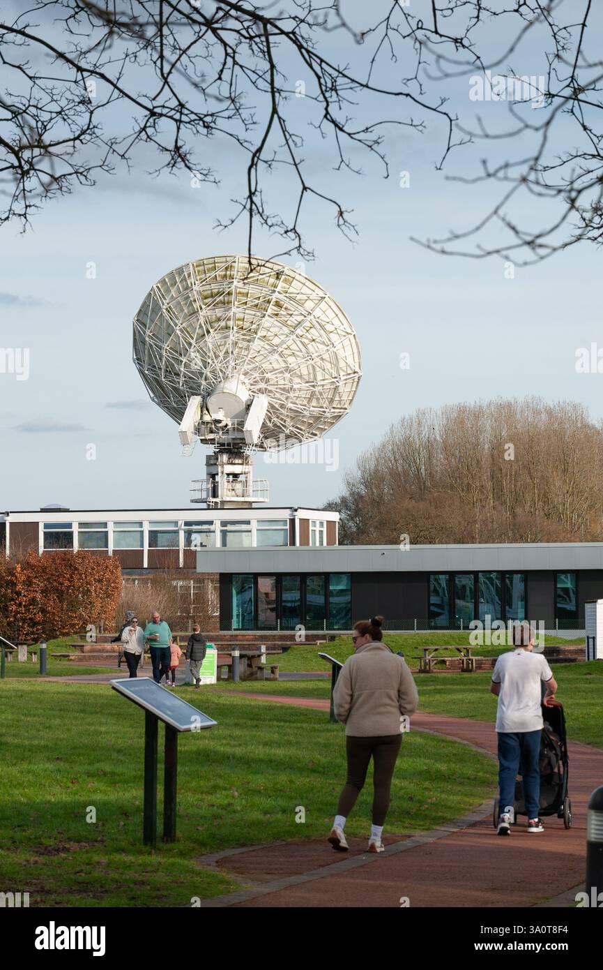The Jodrell Bank Observatory, Cheshire, England, United Kingdom Stock ...