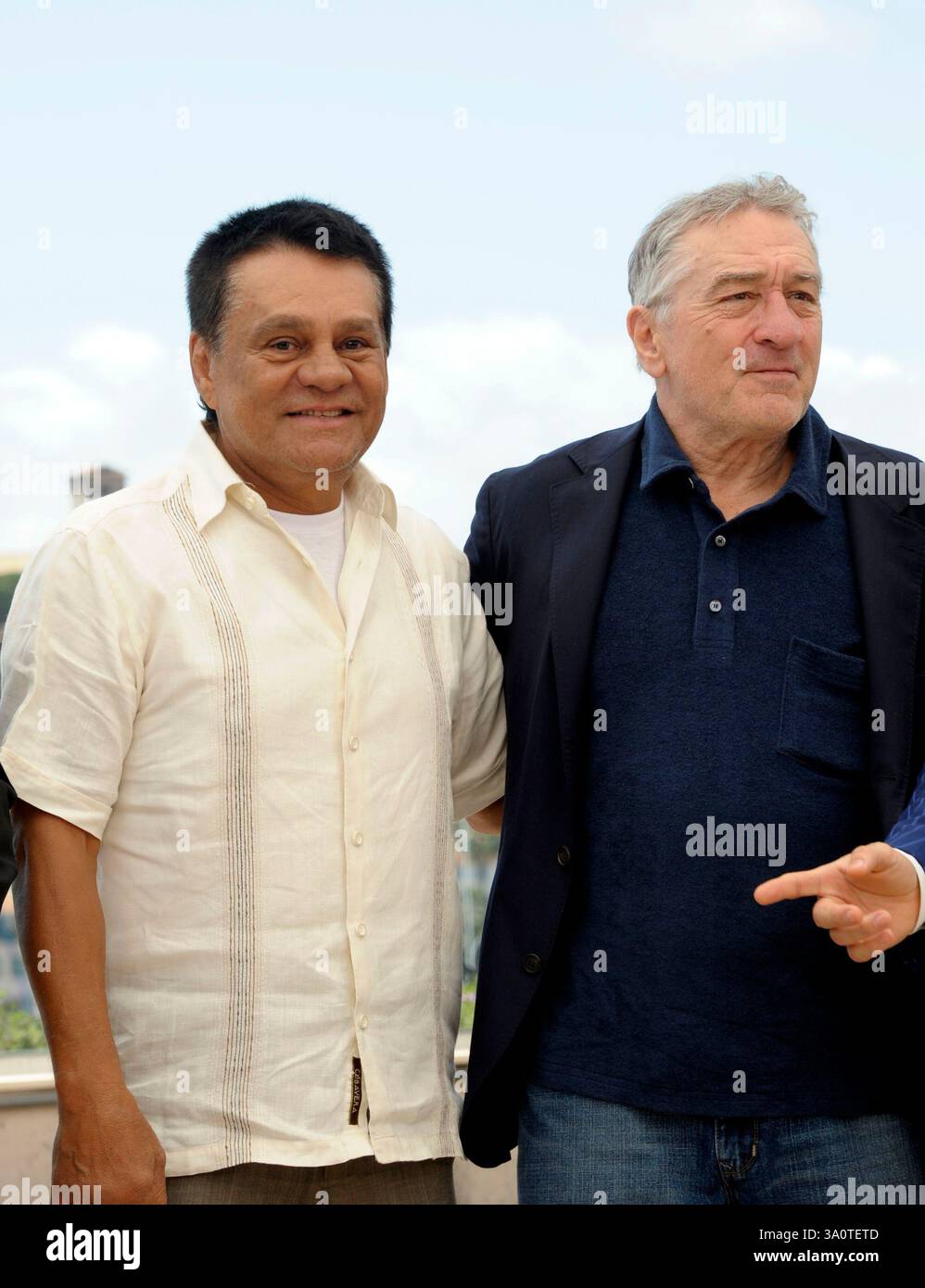 Roberto Duran & Robert De Niro Photocall for HANDS OF STONE at the ...