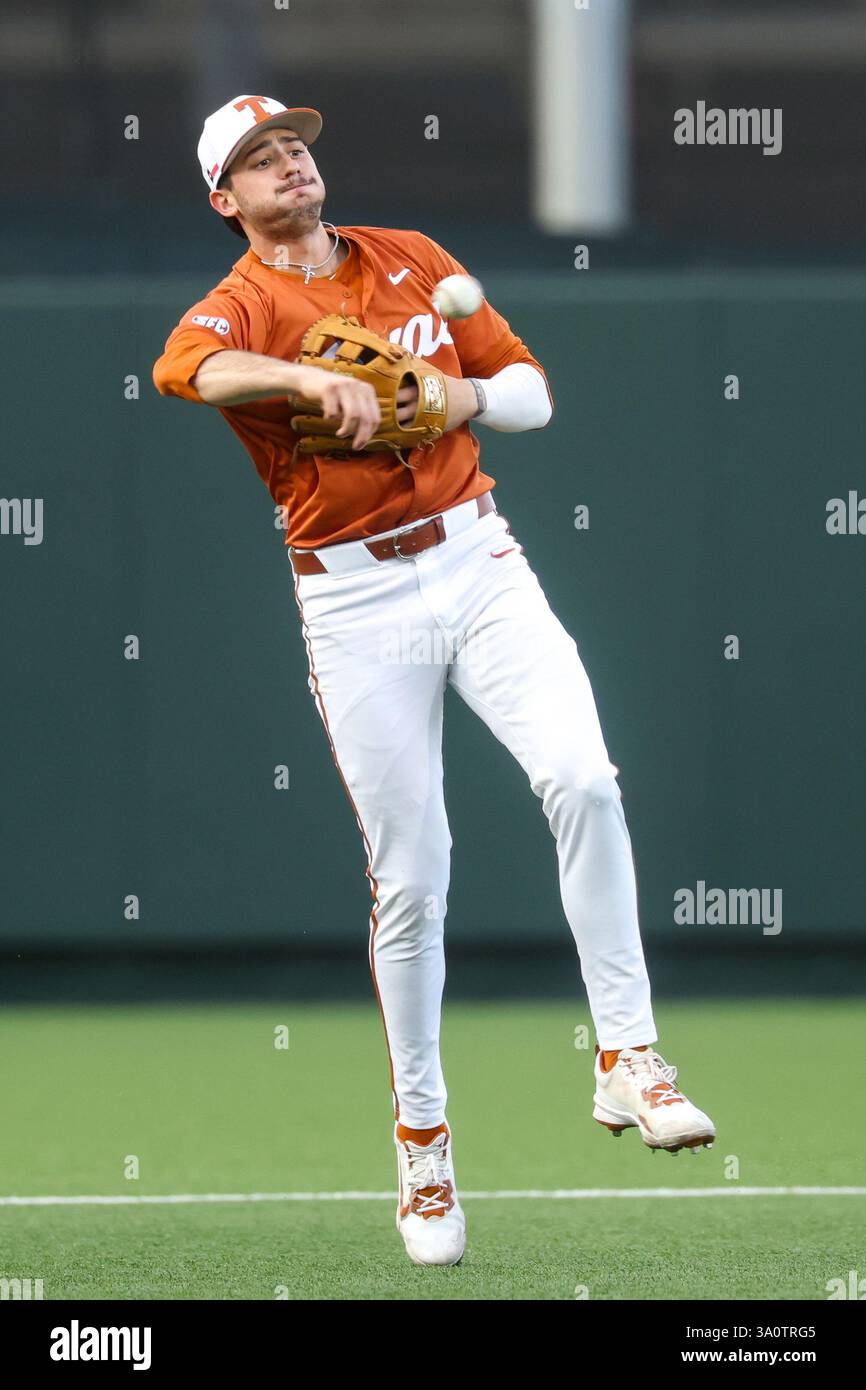 AUSTIN, TX - MARCH 04: Texas infielder Jalin Flores (1) warms up before ...