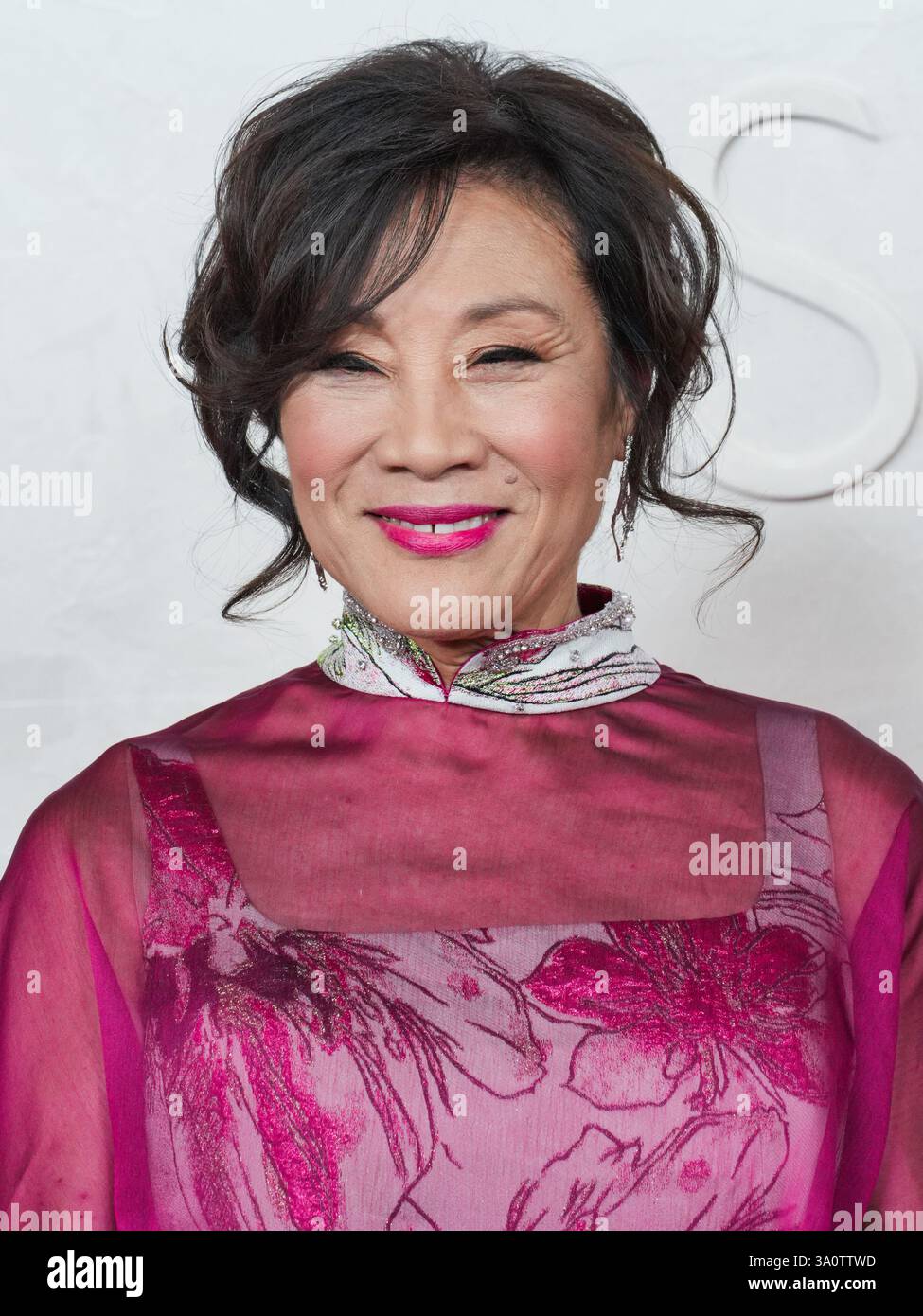 Los Angeles, USA. 02nd Mar, 2025. Janet Yang walking on the red carpet ...