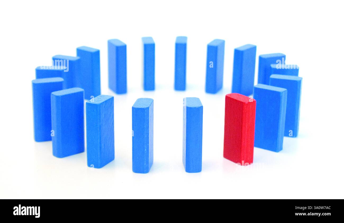 Building blocks in red and blue - Dominoes circle in business Stock ...