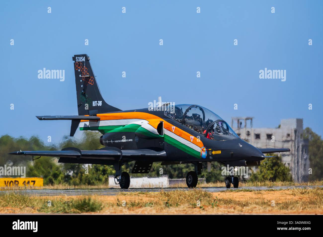 Yashas trainer hi-res stock photography and images - Alamy