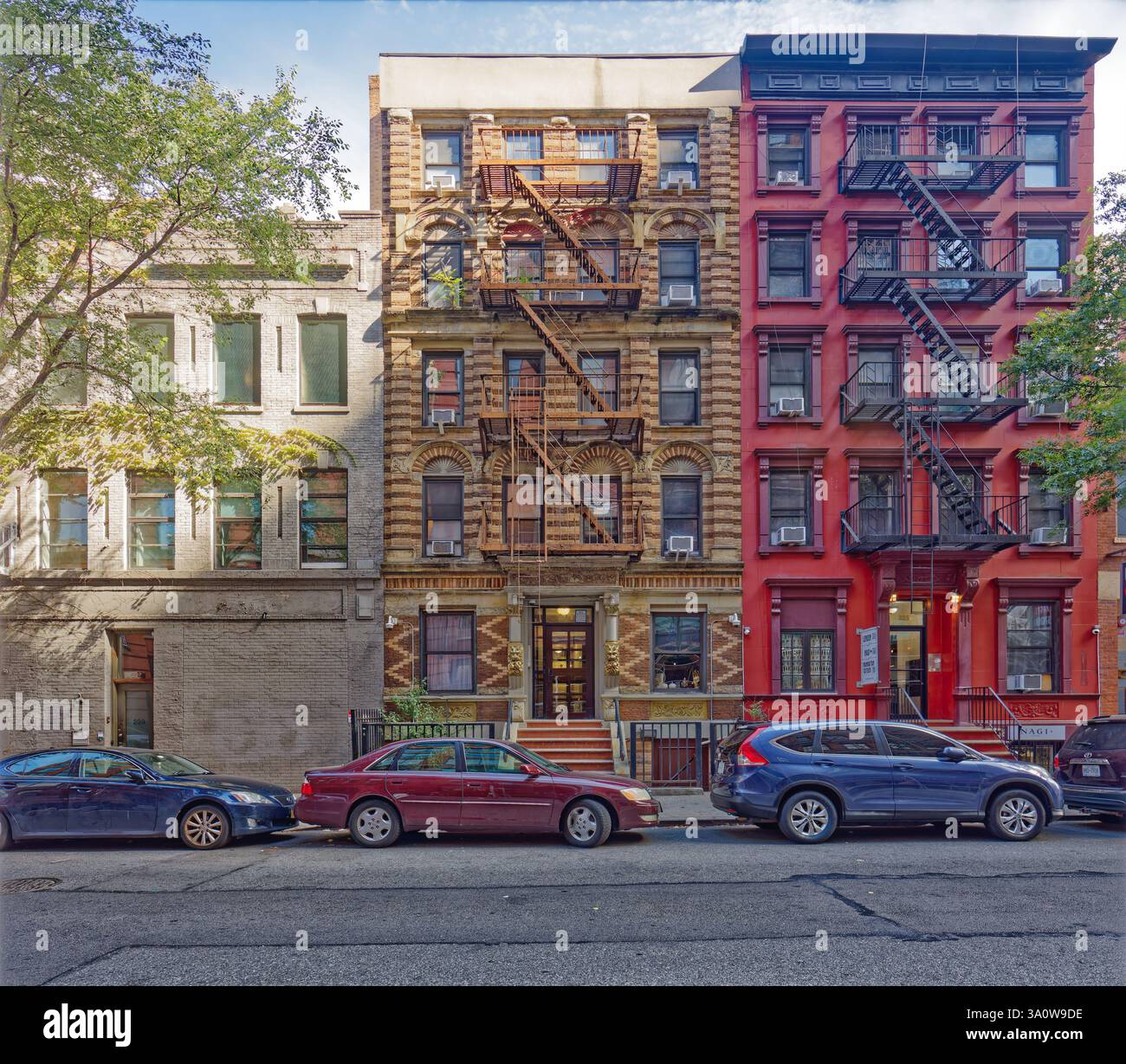Apartment building 237 West 18th Street dazzles the eye with ...