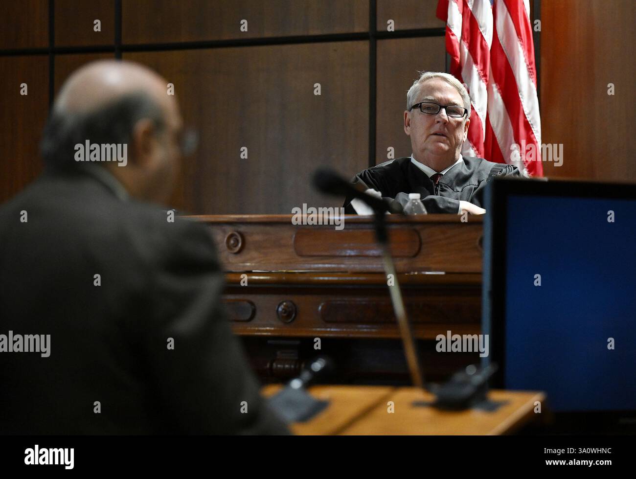 Judge Daniel White listens to defense attorney Bill Colovo's cross ...