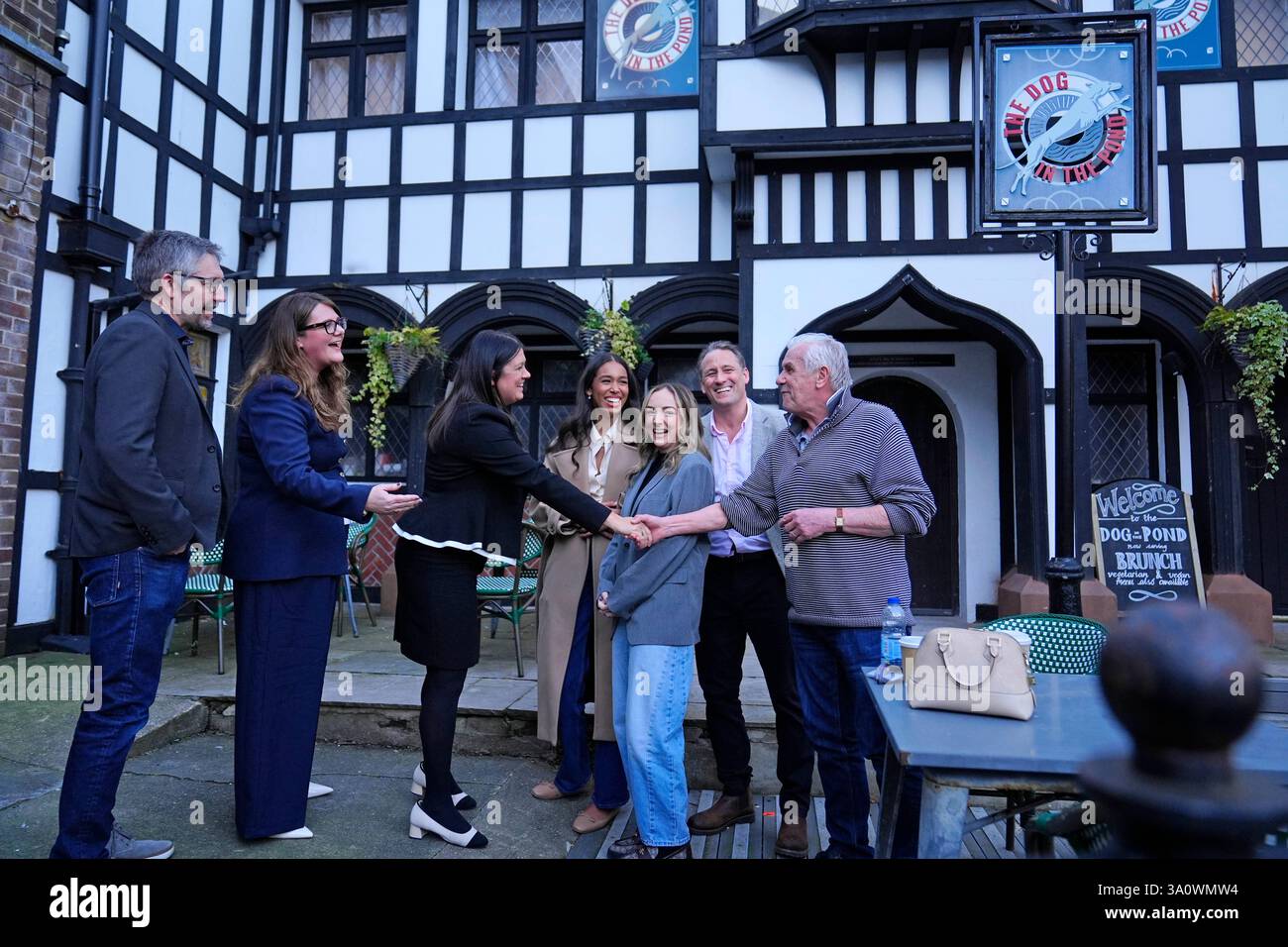 Culture Secretary Lisa Nandy (3rd left) during a visit to the set of ...