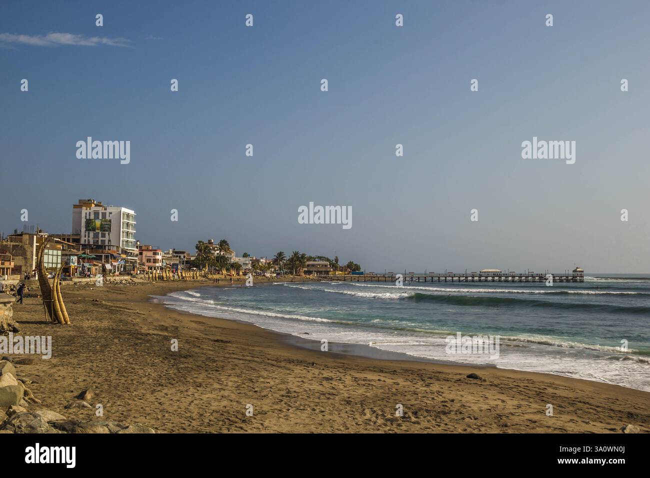 Huanchaco Beach, Trujillo - La Libertad, Peru Stock Photo - Alamy