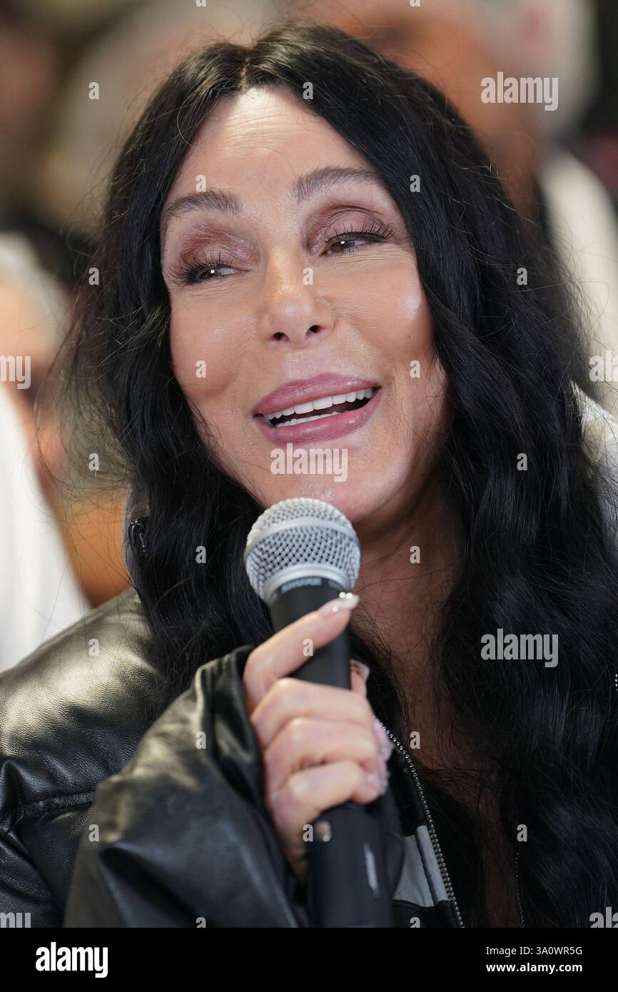 Cher at a public appearance for Cher Visits God s Love We Deliver ...