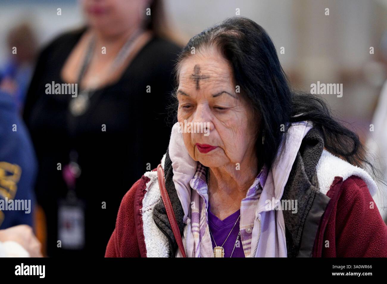Catholics in San Antonio participate in Ash Wednesday services at San ...