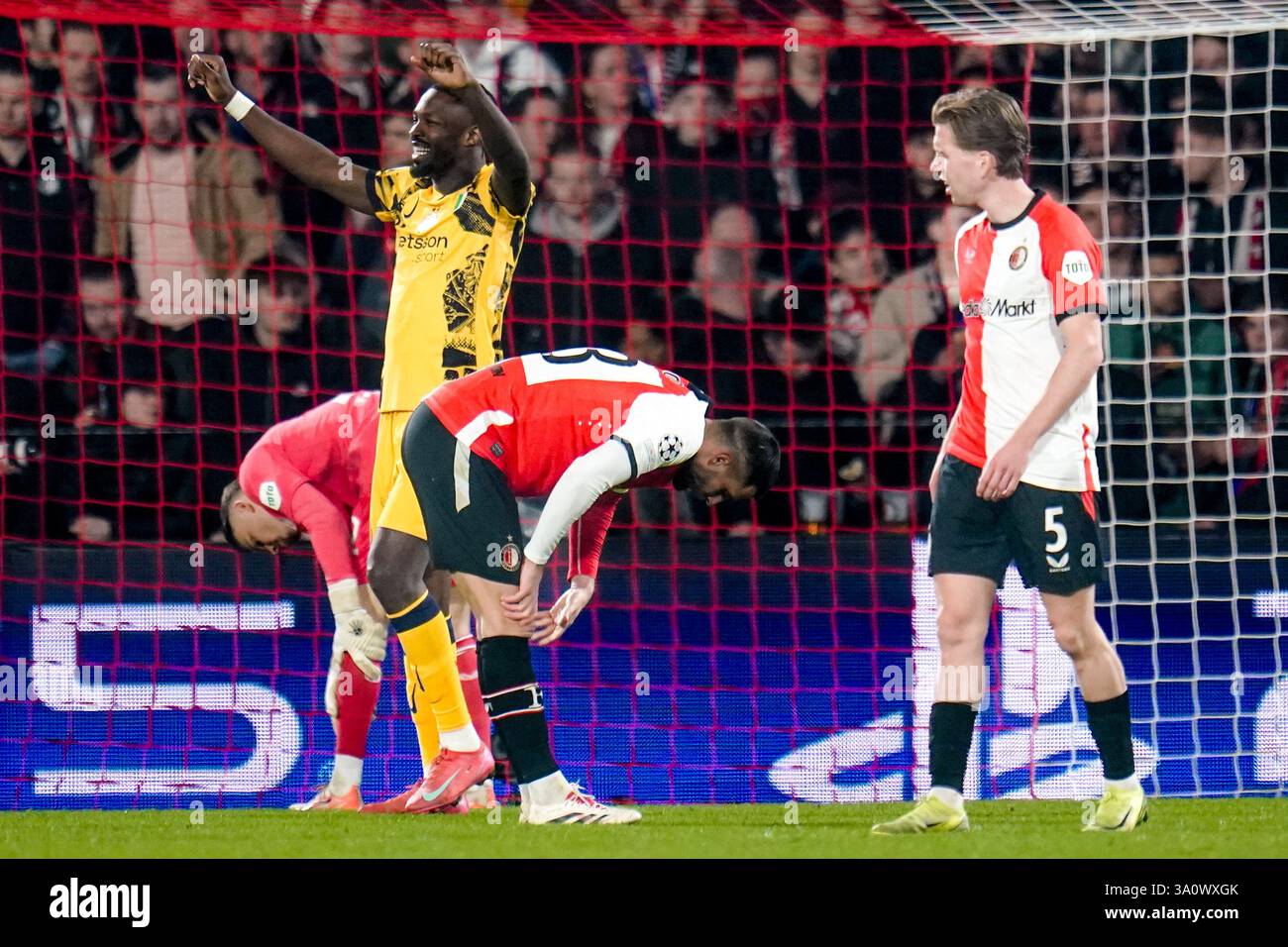 ROTTERDAM, 05-03-25, Stadium de Kuip, Champions League, 2024 / 2025, Feyenoord - Feyenoord ...